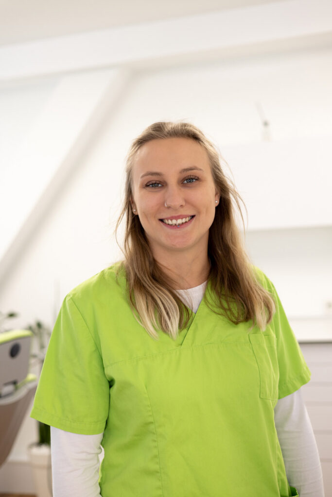 Unser Team - Dr. Eva Maria Moll